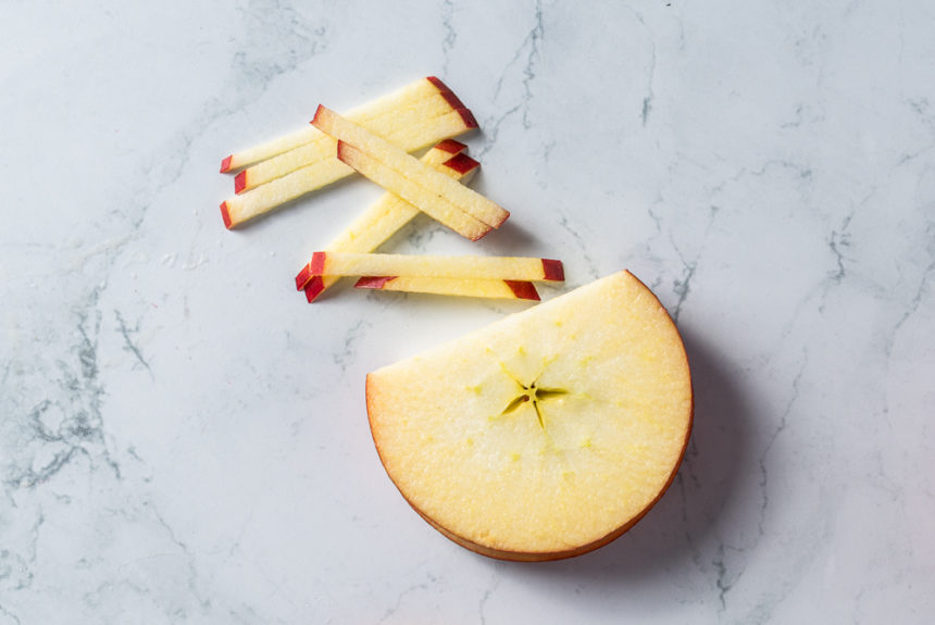 Kitchen Skills: 4 Ways to Cut Apples - SugarBee® Apples